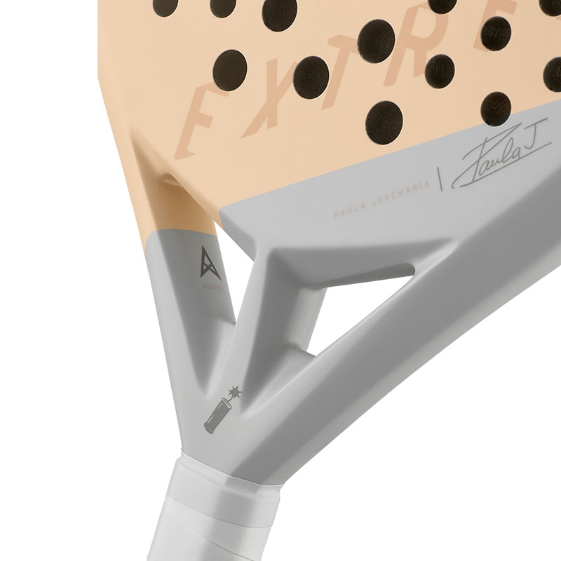 Head Extreme Motion Paula Josemaría Padel Racquet