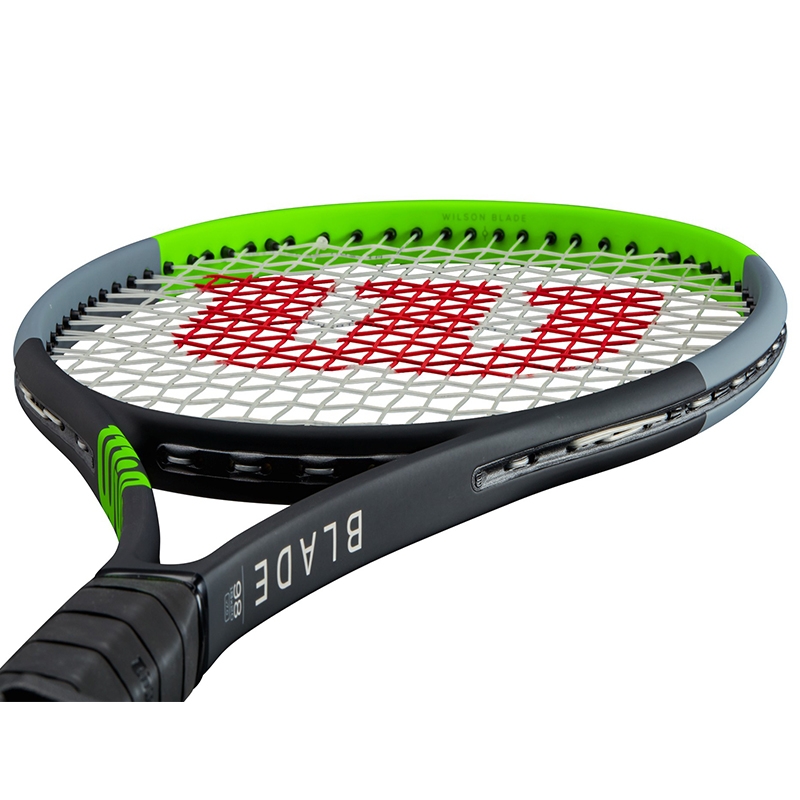 Wilson Blade 98 18x20 V7 Tennis Racquet