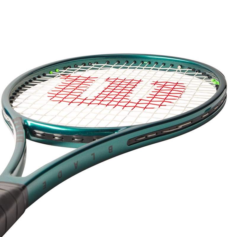 Wilson Blade Pro 98 16x19 Tennis Racquet